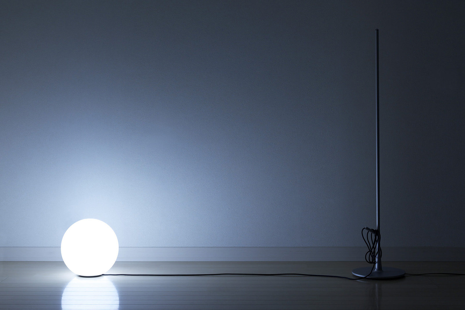 MOON LIGHTING – &design